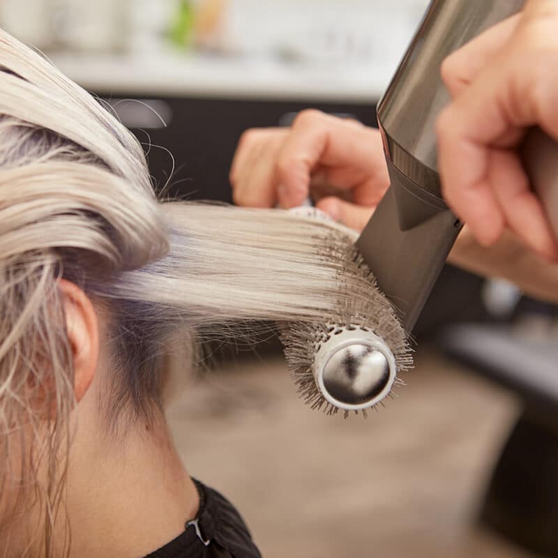 Coloration, Coupe et Brushing dans le 8ème | Secret de Cour